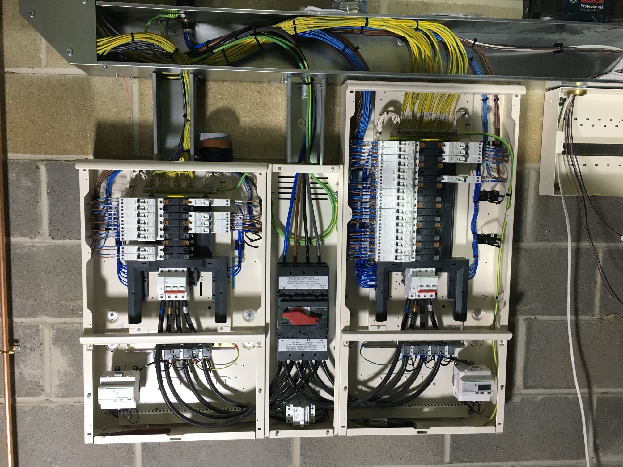 SB Electrical Solutions | Domestic & Commercial Electrician